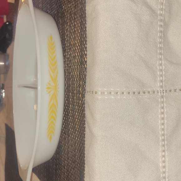 Pyrex | Dining | Vintage 96s Pyrex Royal Wheat Promotional 1 12 Quart ...